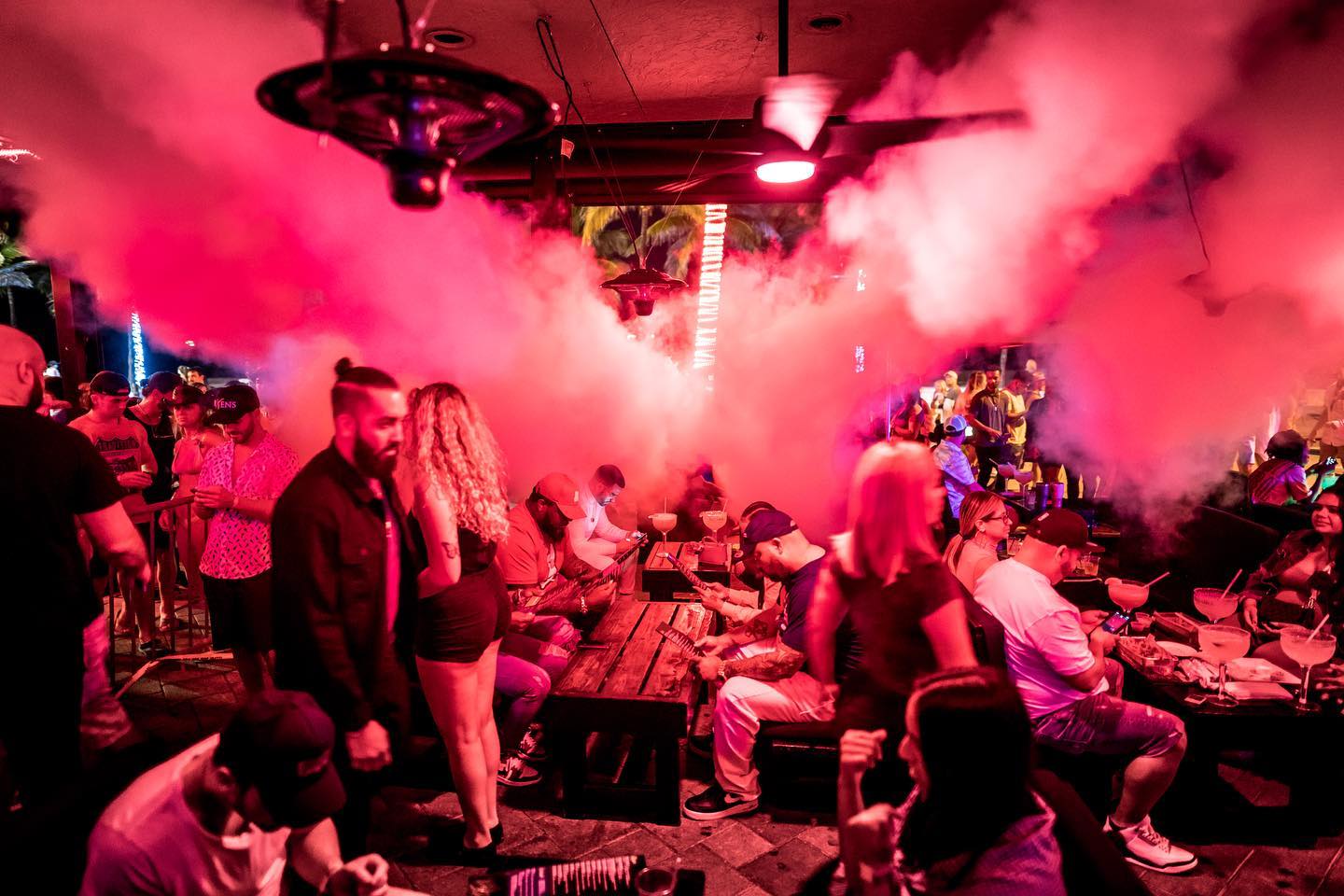 Fort Lauderdale s Rock Bar Pulsates With E11EVEN Sound By DAS Audio